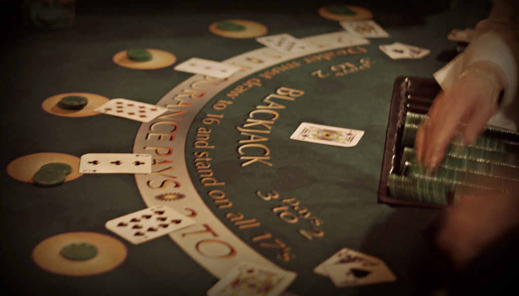 Understanding Blackjack Odds And Basic Winning Strategy