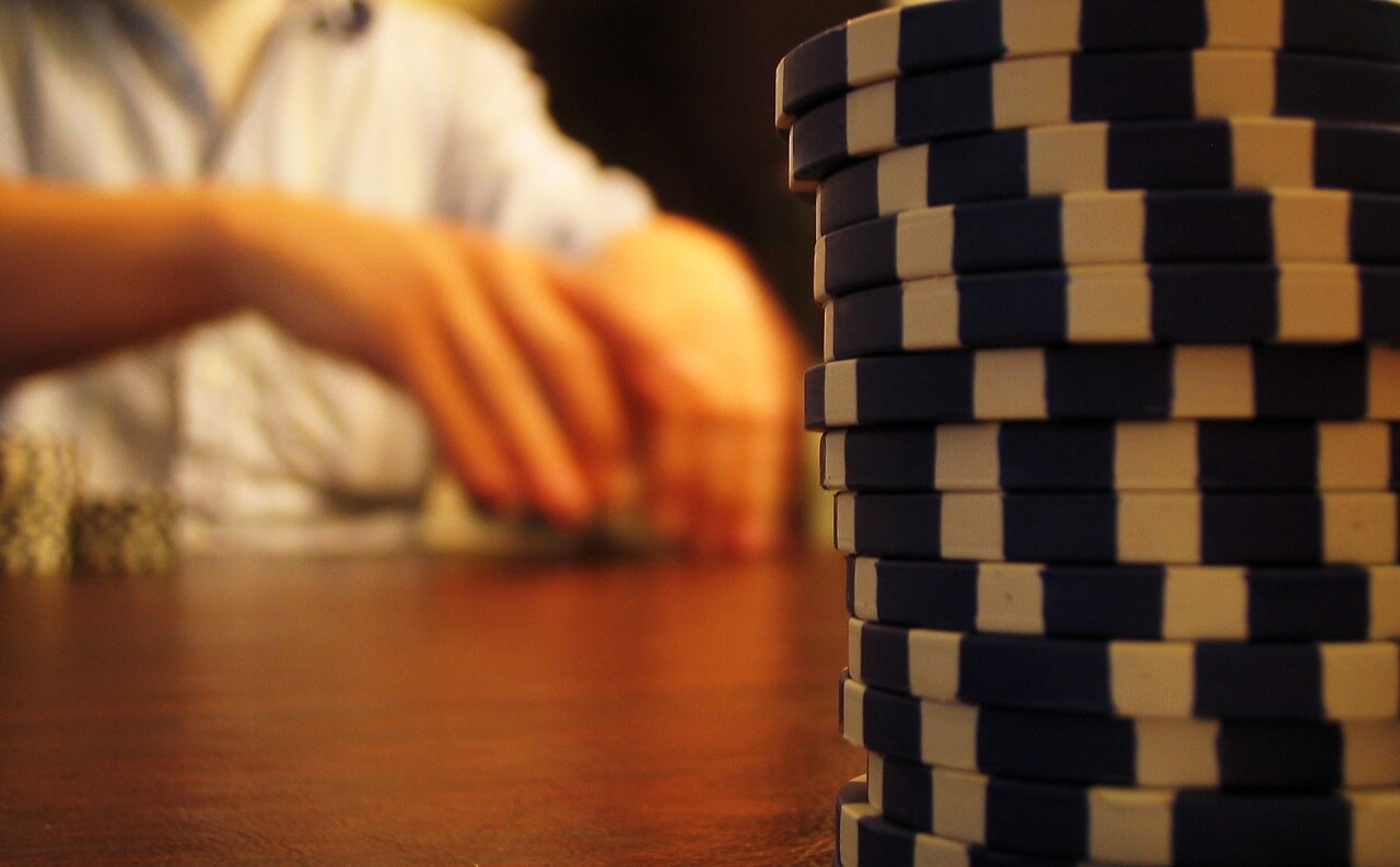 Good Gamblers are Low-Flyers
